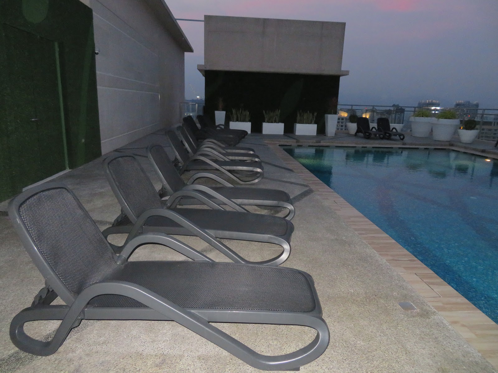 Kee Hua Chee Live!: SHARON LIAN AND LINA CHUA HOSTED BIRTHDAY DINNER ...