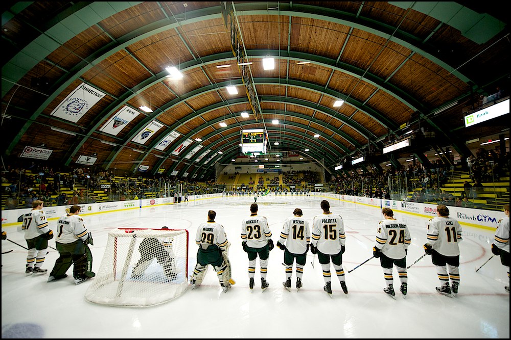 Brian Jenkins Photography: Dartmouth vs. Vermont Men's Hockey 11/27/11