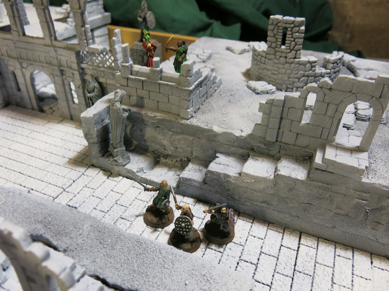 Plastic Legions: We Return, But to a Frozen City-. Frostgrave.