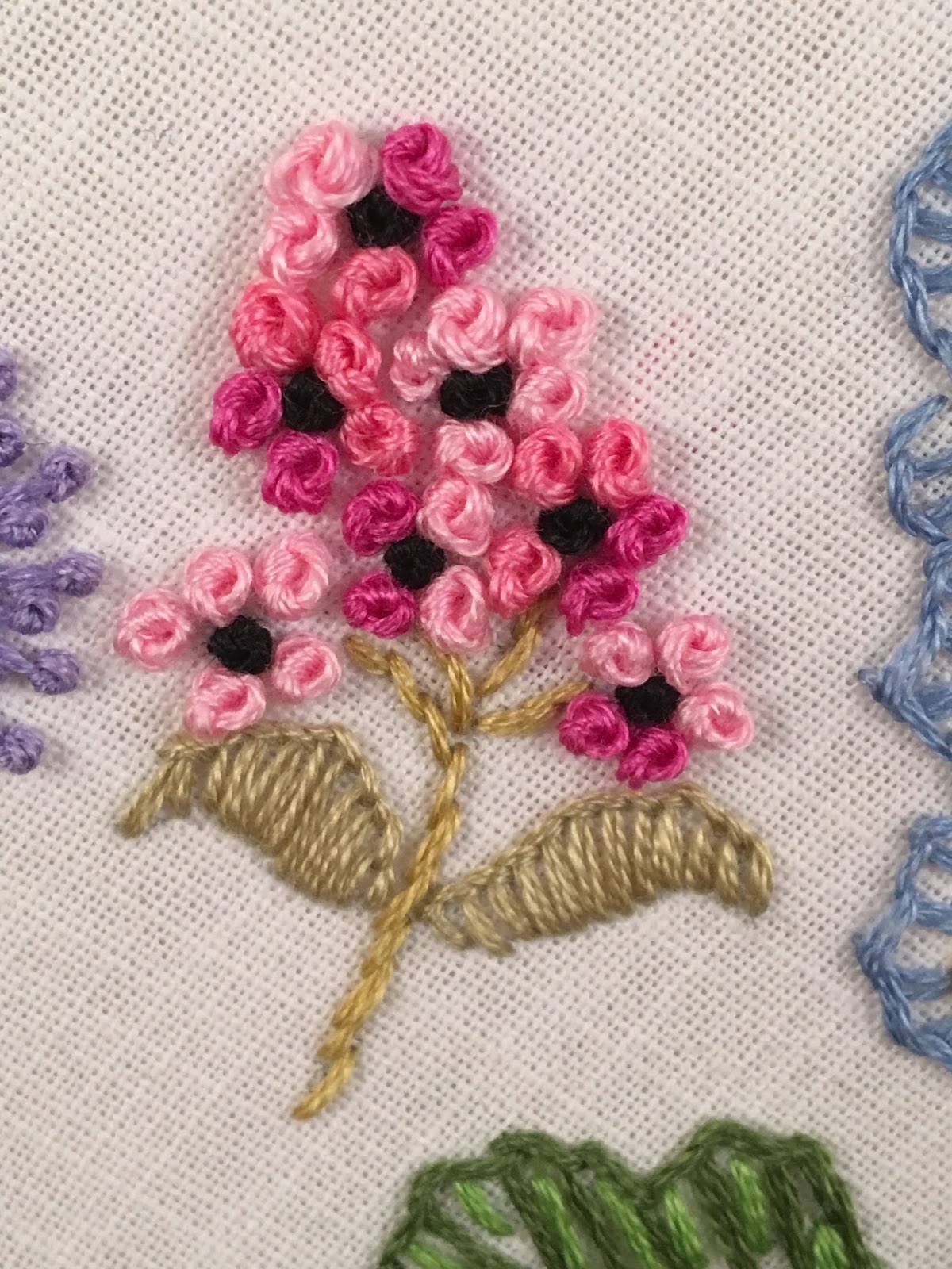 MooshieStitch: Colonial Knot Phlox Flower