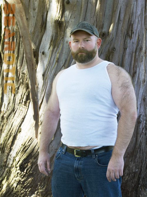 Mature & Bearmen Hideaway: Bear Chest