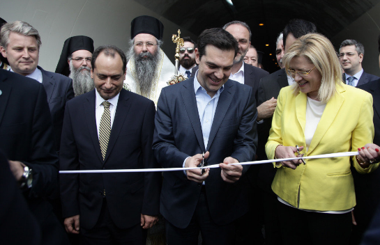 A... KAΛΑΑΑ!!! ΣΗΜΕΡΑ Ο ΜΕΓΑΛΥΤΕΡΟΣ ΑΠΑΤΕΩΝΑΣ ΟΛΩΝ ΤΩΝ ΕΠΟΧΩΝ ΘΑ ΚΟΨΕΙ ...