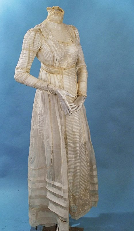 All The Pretty Dresses: Edwardian Summer Dress