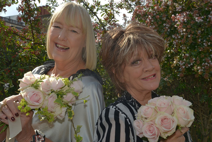 Carry On Blogging!: Happy Birthday Amanda Barrie!