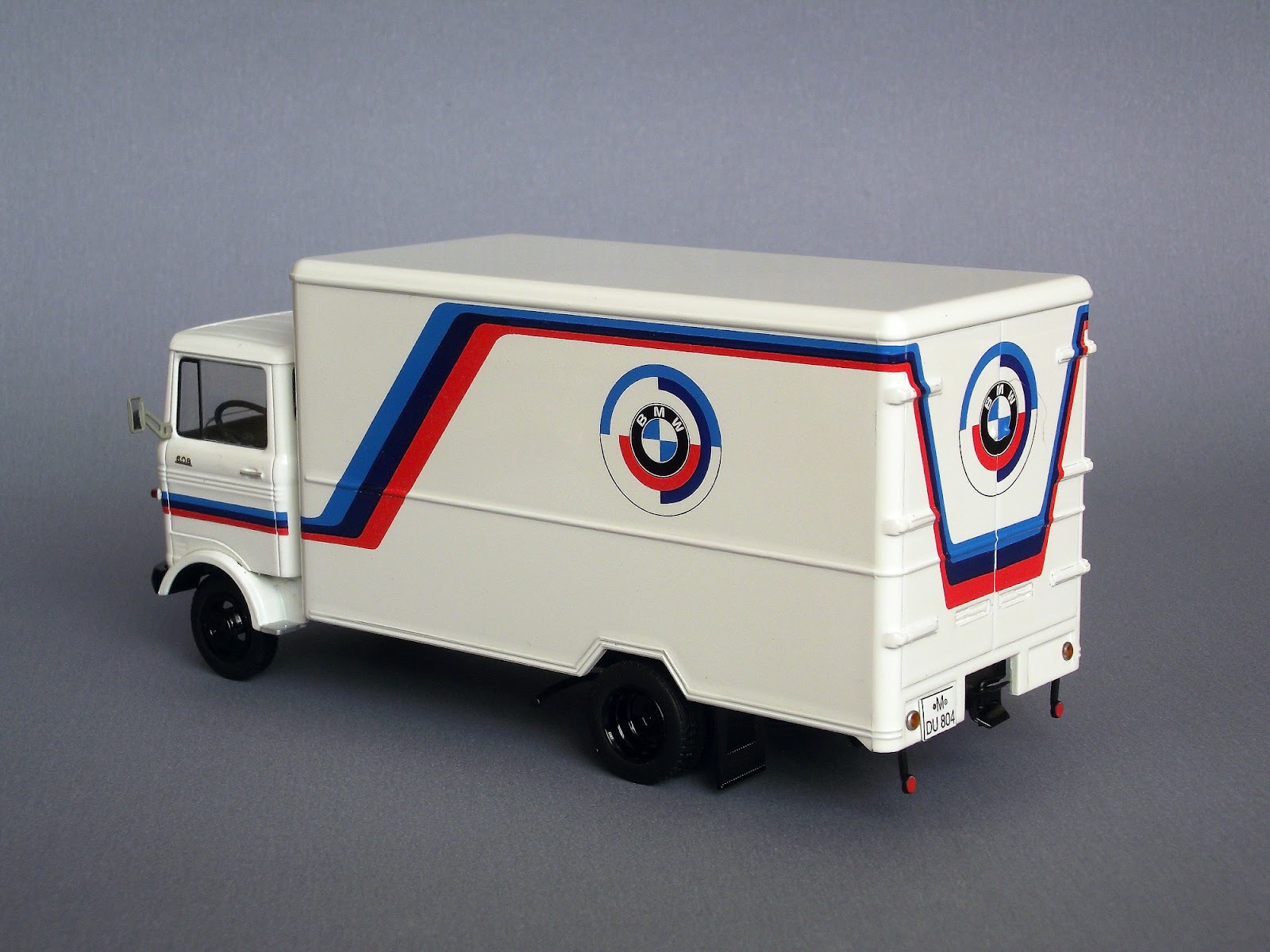 Diecast 1:43: Mercedes-Benz LP 608 - 1:43 - Schuco