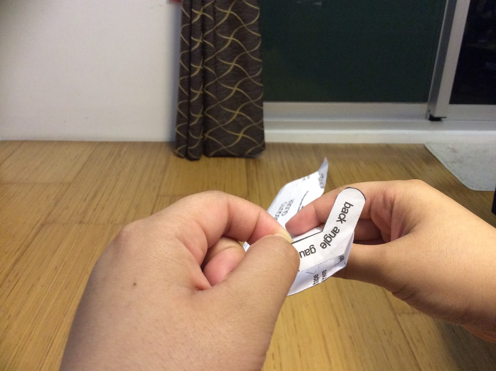 Nelson's Foam Airplanes: How to make a Styrofoam paper airplane? ˋ/ㄧ