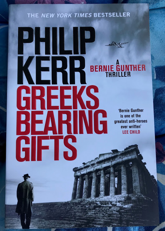 Arde arvioi: Philip Kerr: Greeks Bearing Gifts