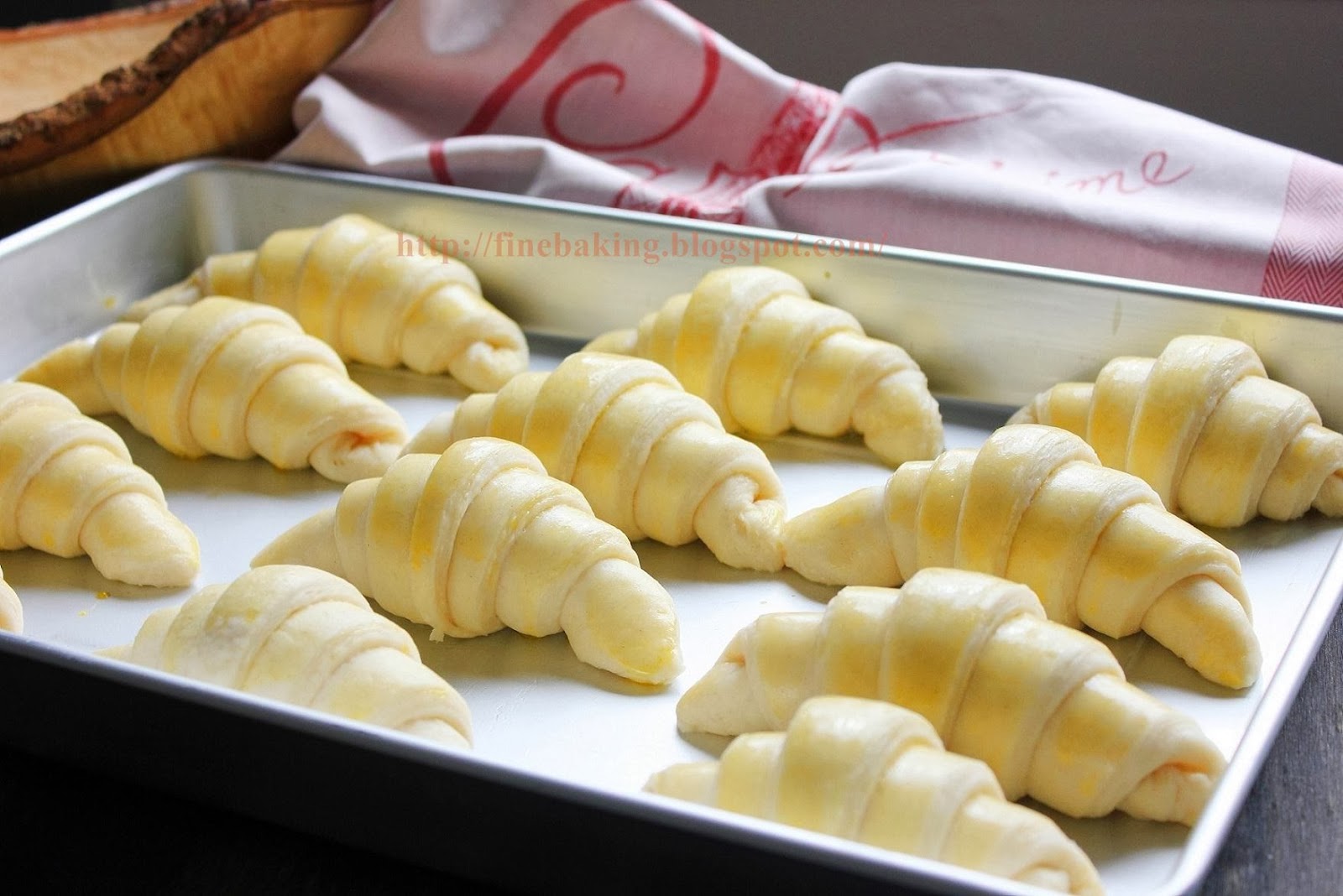 Chocolate dust: Pierre Herme's croissants