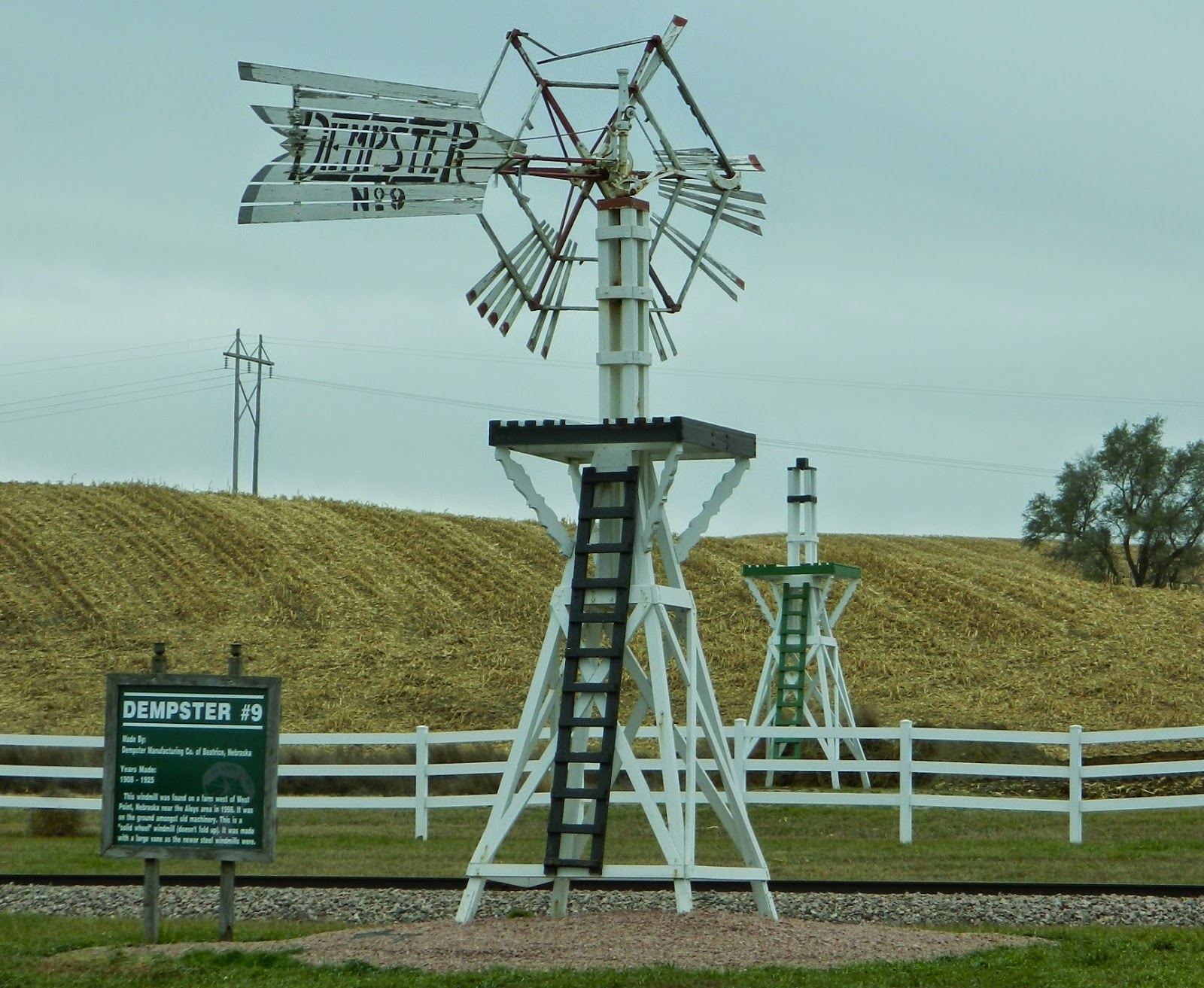 Roaming Rita: Vintage Windmills: Sentinels of the Prairie