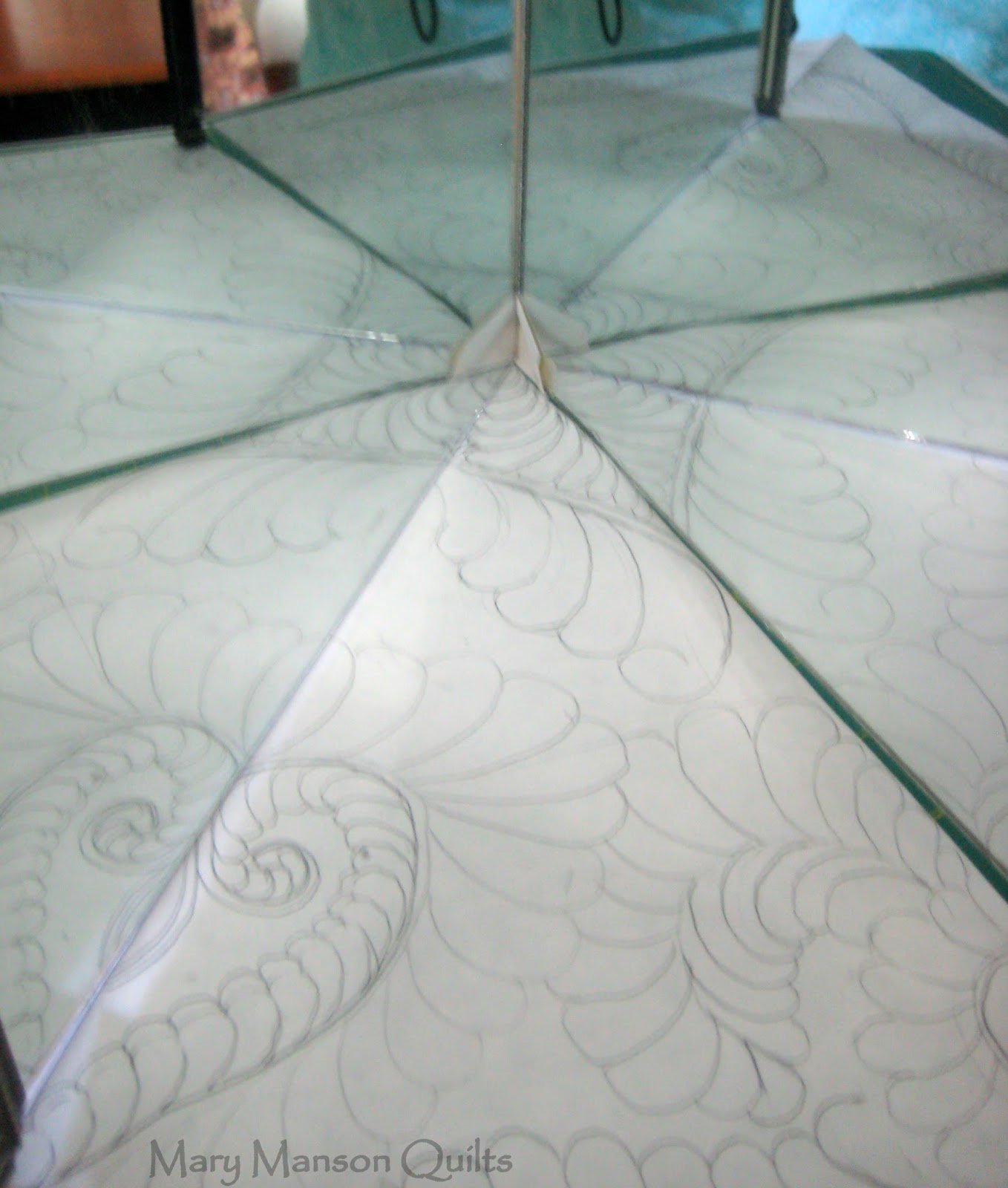 Mary Manson Quilts: Quilt Design with Mirrors - I'm Obsessed