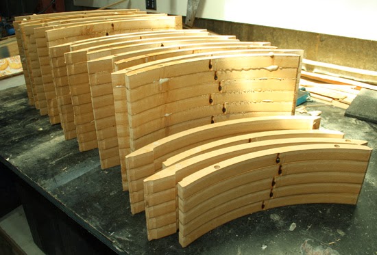 Red Spade Audio: Building a curved speaker with constrained layer damping