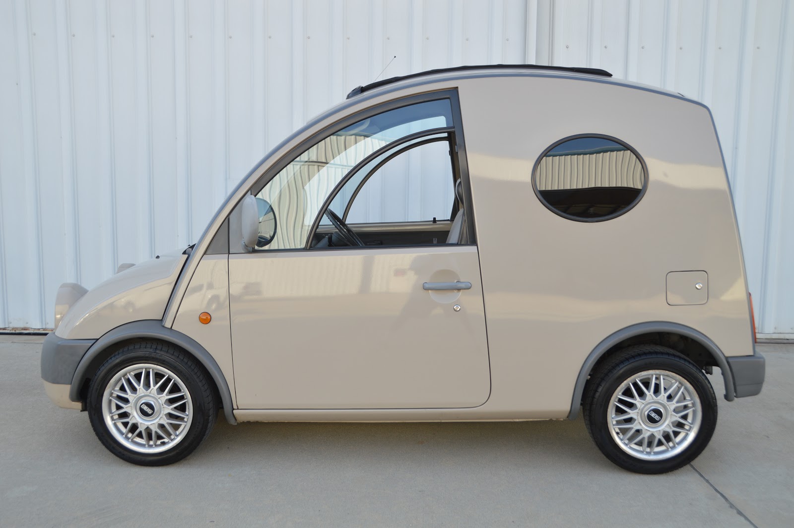 Vehicle Import and Car Importing FAQ: 1989 Nissan S-Cargo For Sale in ...