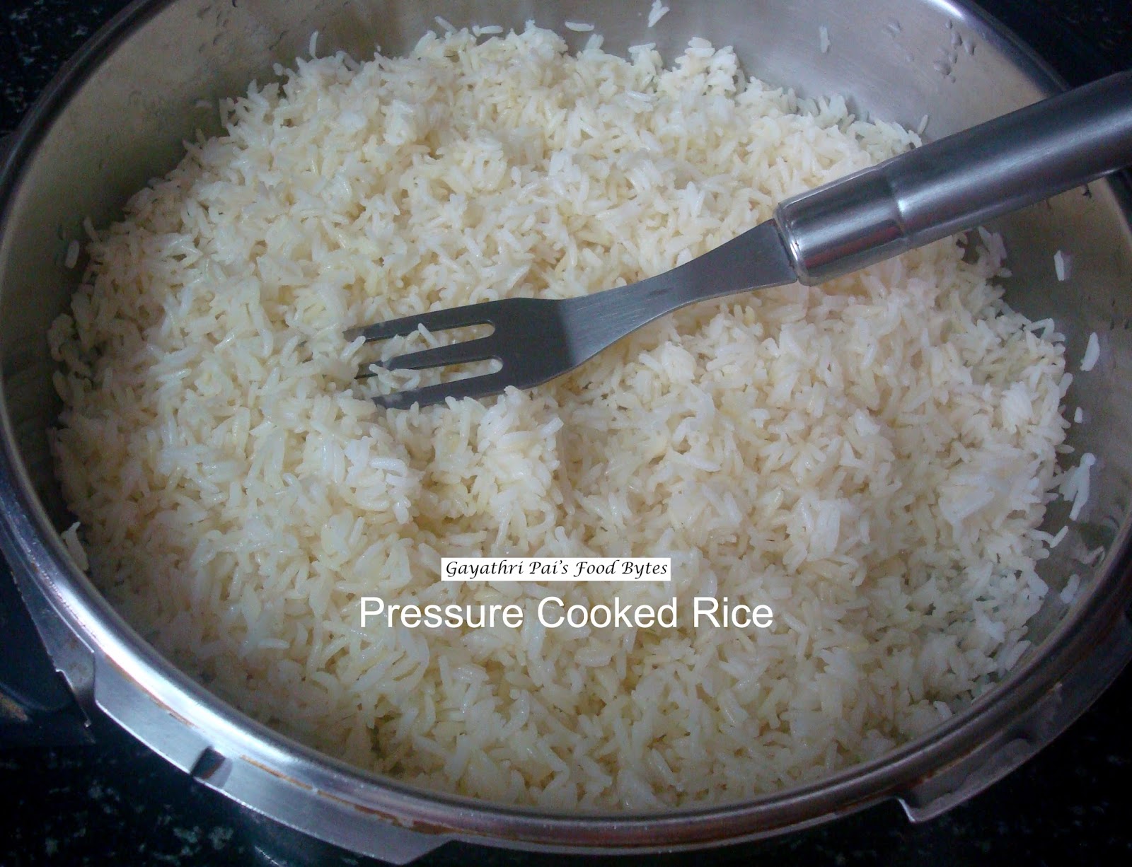 Gayathri Pai's Food Bytes: Kesari (Keshar) Bhaat / Sweet Saffron Rice.