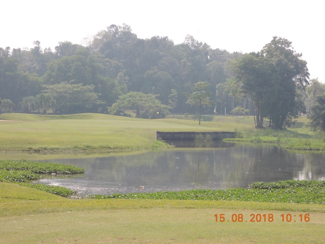 ber golof - golof: Samarahan Country Club