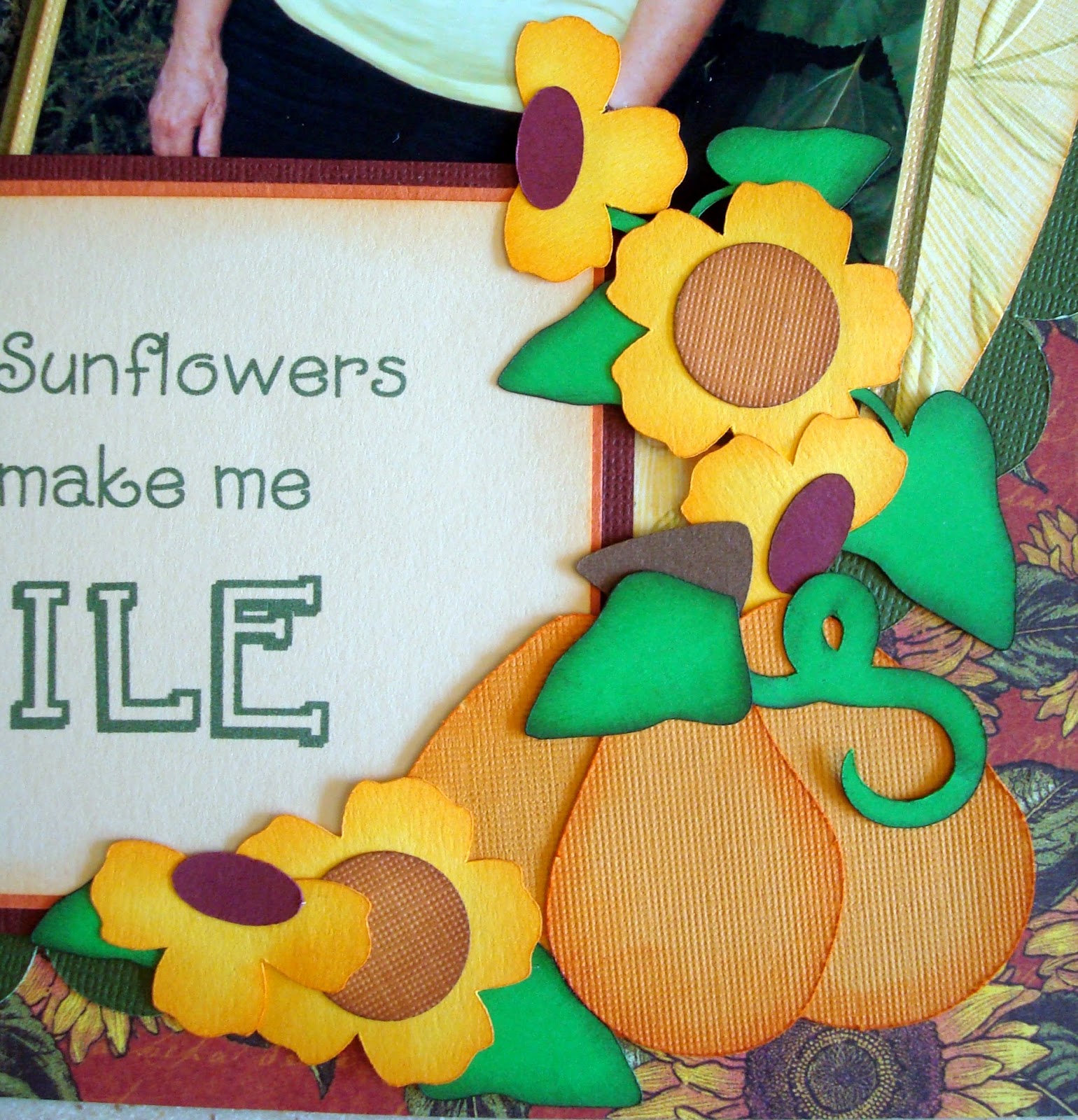 My Scrapbook Garden: Sunflower Layout