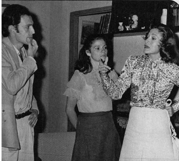 Astros em Revista: Nathalia Timberg na TV Globo