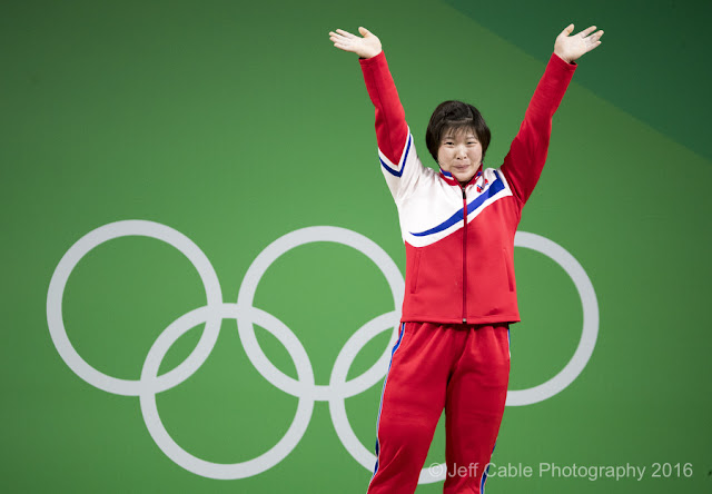 Jeff Cable's Blog: Photographing Men's and Women's Weightlifting and ...