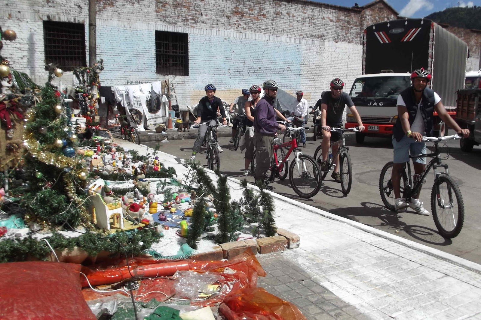 Mike's Bogota Blog: 'Tis the Season for Homeless Nativity Scenes