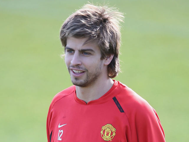 Jagoan Neon Of Forevers: Gerard Pique Hairstyles Pictures 2012
