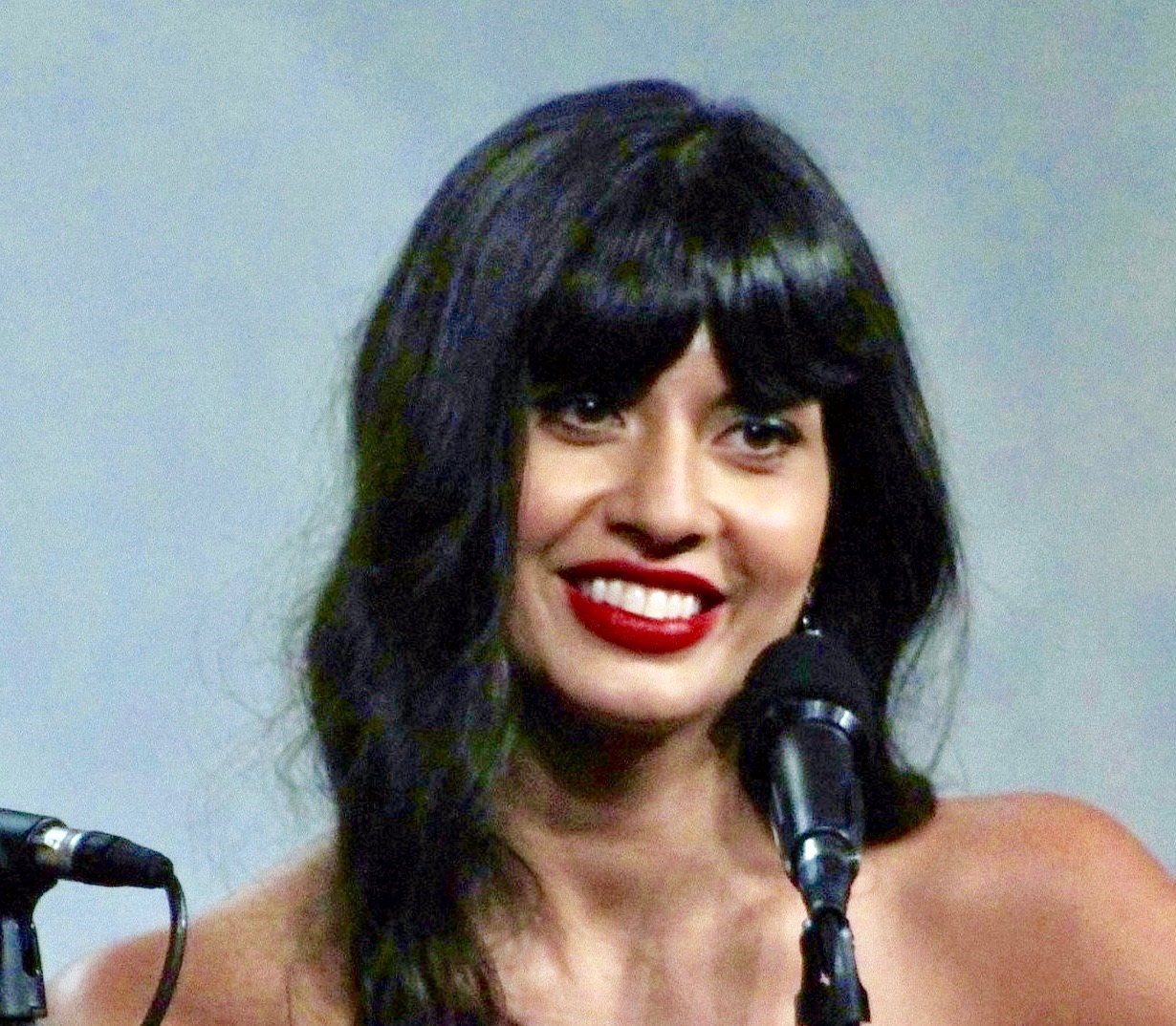 Deaf News Today: Actress Defers to a ‘Brilliant Deaf Woman’