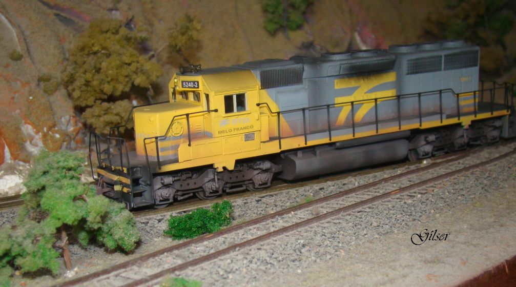 Gílser ferreo trens: SD40-2 RFFSA FASE II