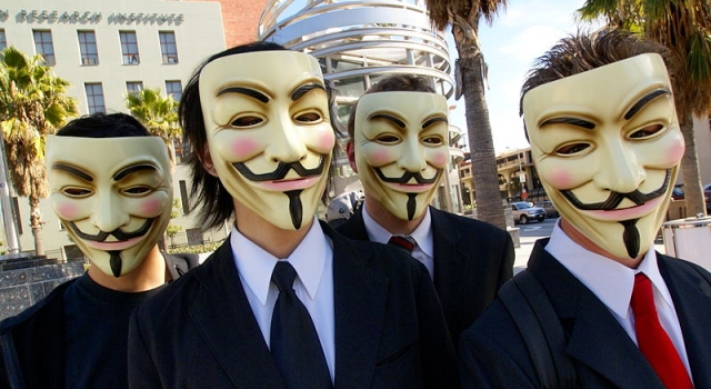 Nadismo: [Artigos] O que é o Anonymous