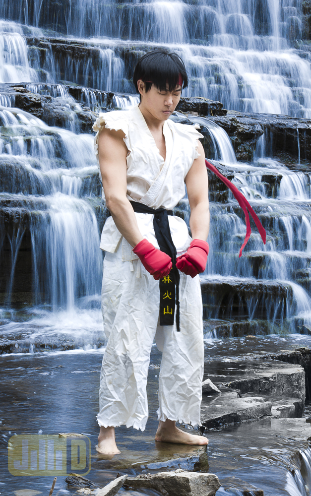 COMIC BOOK FAN AND LOVER: COSPLAYS # 062: RYU