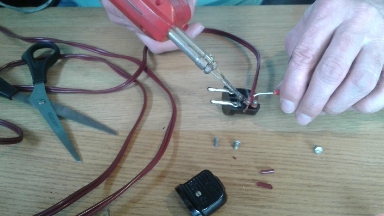 RustyDaytrips.nl: Fridor Sewing machine: Made in the Holland with Swiss ...