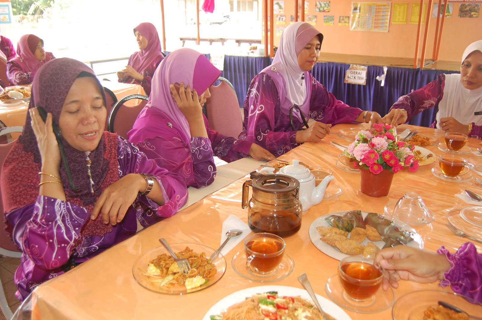 SEKOLAH KEBANGSAAN SERI DUYONG,MELAKA: SESSI JAMUAN RINGAN UNTUK TETAMU ...