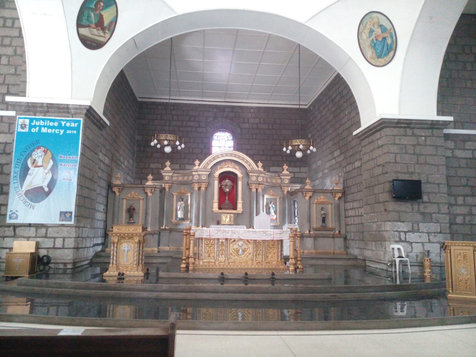 Ben Goes Where: Visita Iglesia in Rizal