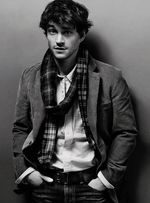 hey young blood: hugh dancy