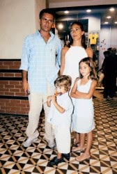 Thegoalmac Blog: PHOTOS:Meet Jose Mourinho's Beautiful Wife and Kids