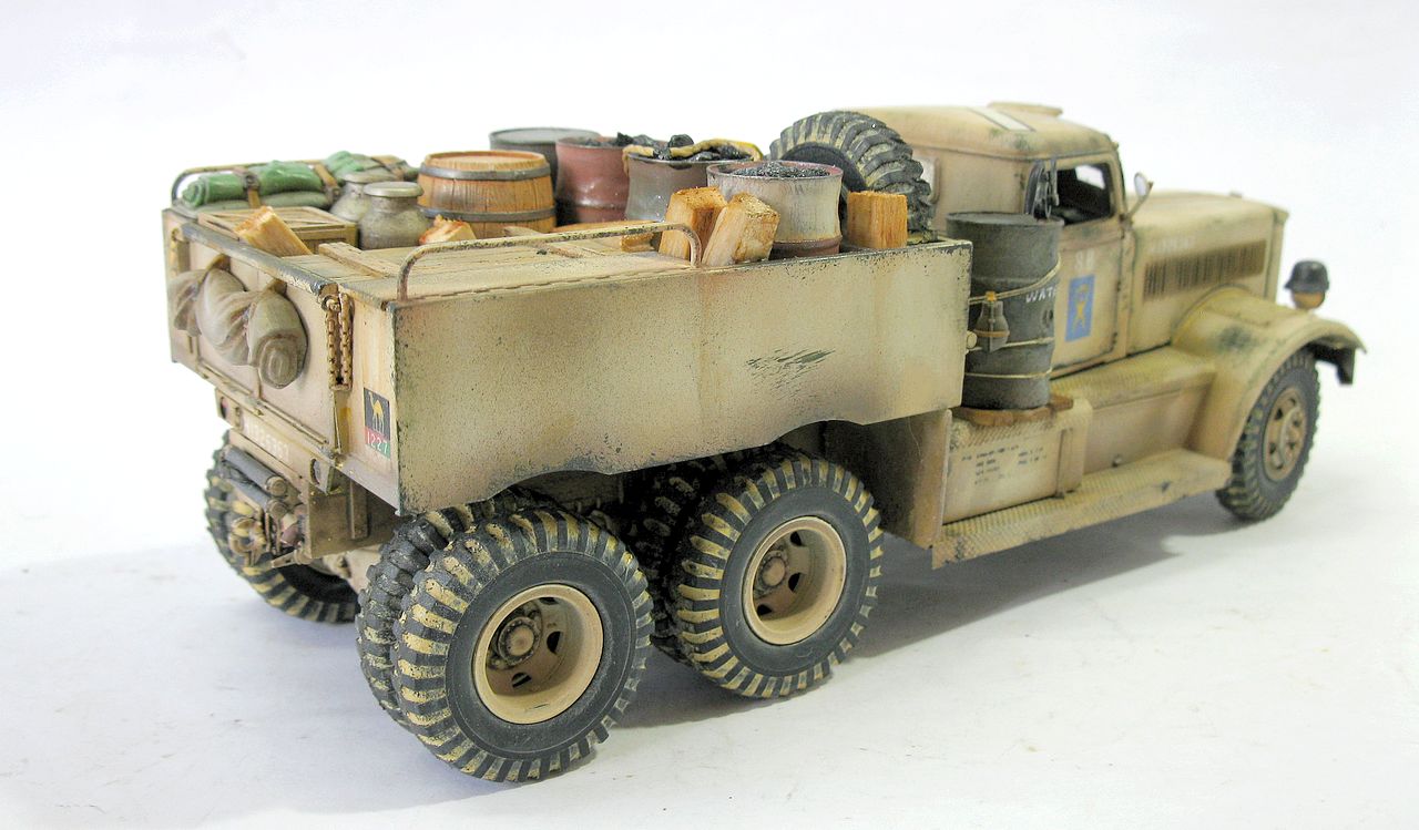 Panzerserra Bunker- Military Scale Models in 1/35 scale: Diamond T980 ...