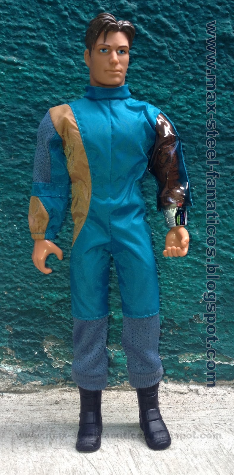 Max Steel Fanáticos: Max Steel Reviews: Going Turbo