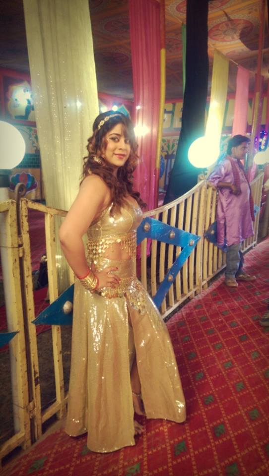 Anara Gupta movies and best photos collection - Bhojpuri Filmi Duniya