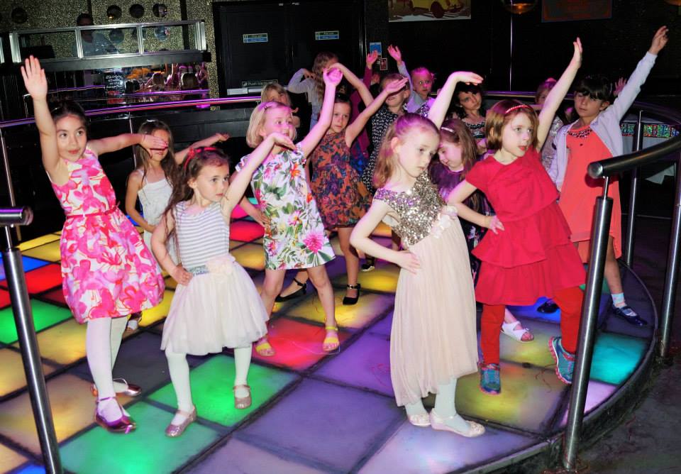 Manic Stage Productions : It's Kids Party Time!