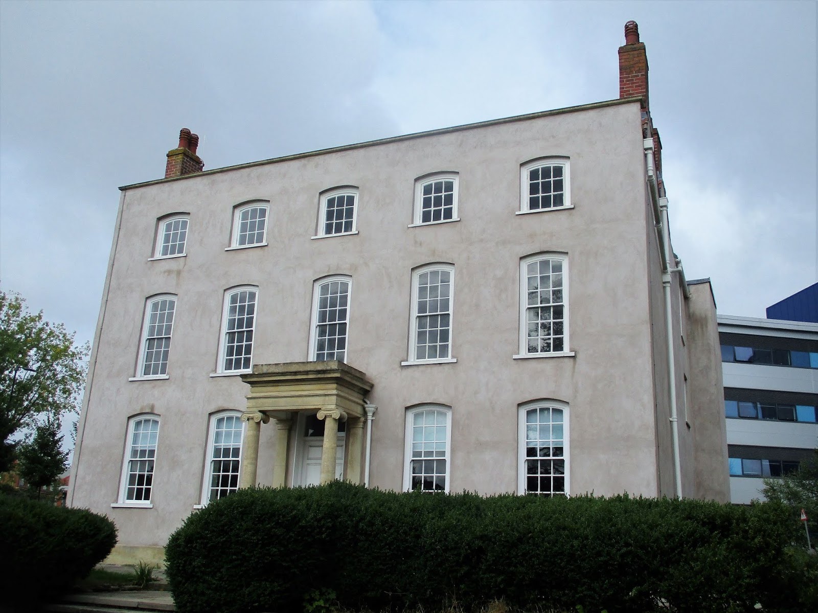 Deborah Harvey : The Red Dress of Poetry ...: A Visit to New Filton House