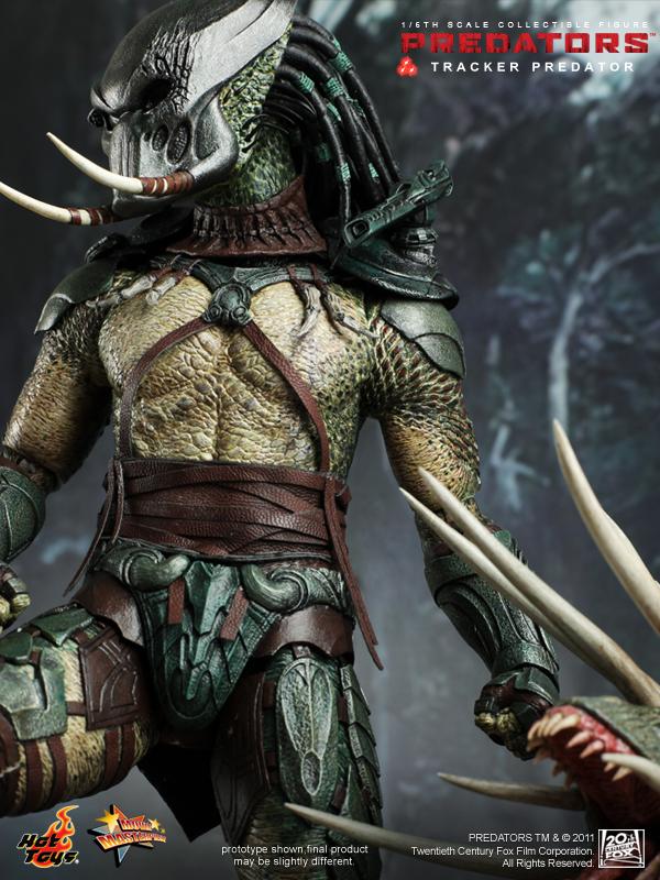 toyhaven: Hot Toys Tracker Predator Collectible Figure with Hound PREVIEW