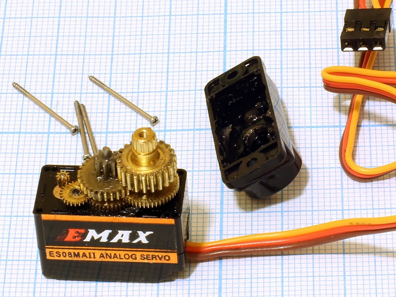 RC IT Music Photo Video: Inside Servo EMAX ES08MA 1.8kg Mini Metal Gear
