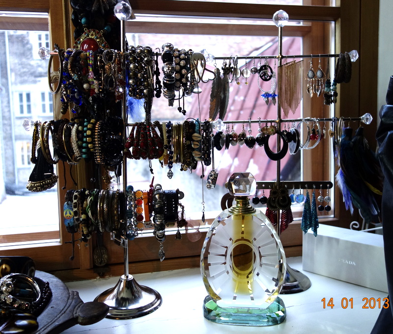 ELIKO HAAK : Õpin rääkima, õpin sööma, õpin taas naeratama...