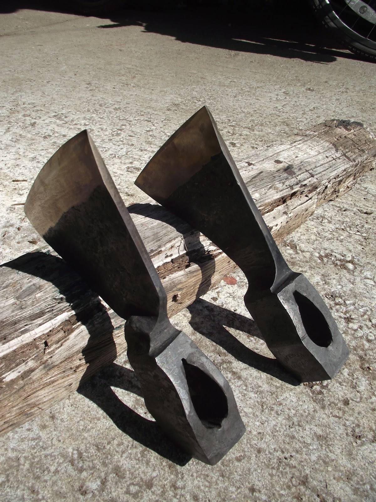 The New Hearth: Carpenters Side Axes