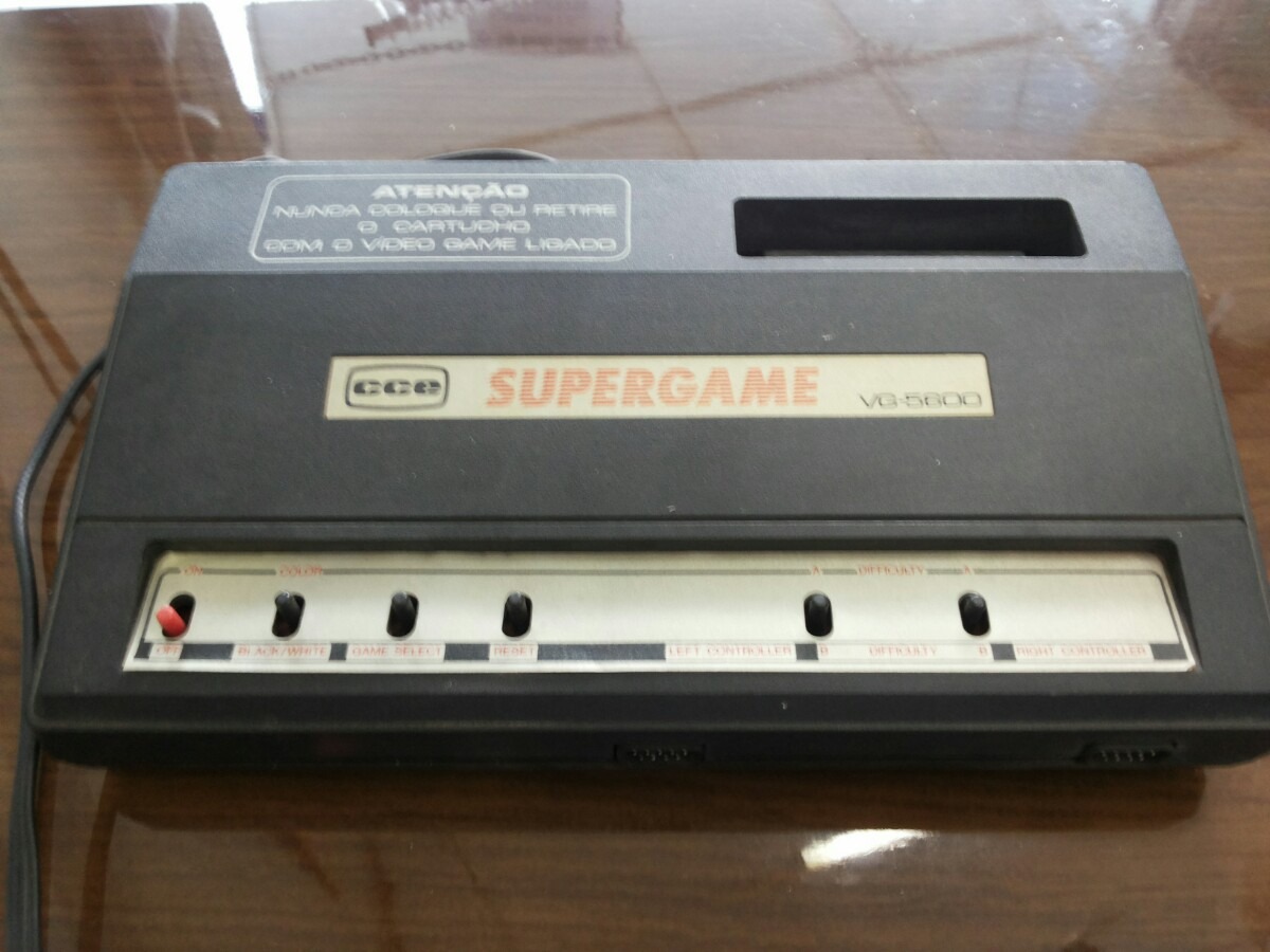 Brazilian Atari 2600 Clones: CCE Supergame VG-5600