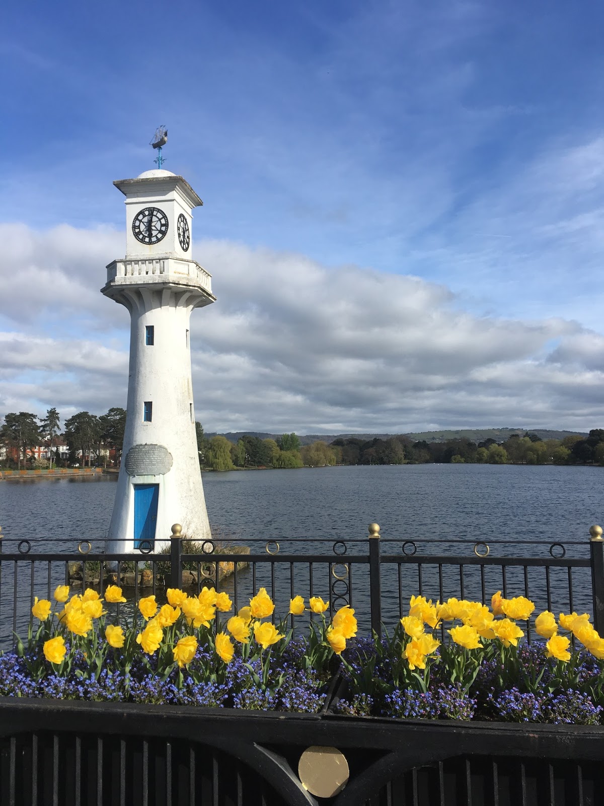 catch up - Cardiff, mini hoops and stitchings / CHARM ABOUT YOU