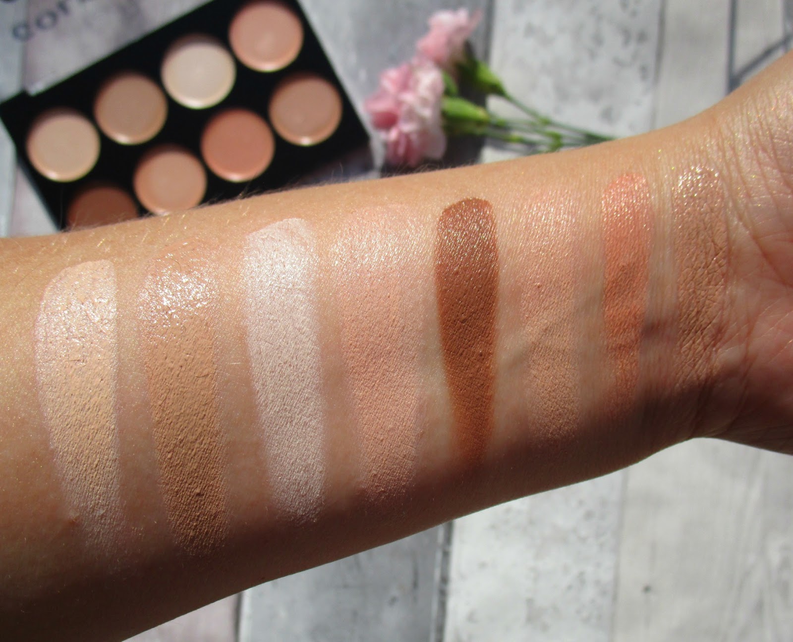 Technic Colour Fix Palettes Reviewed & Swatched!