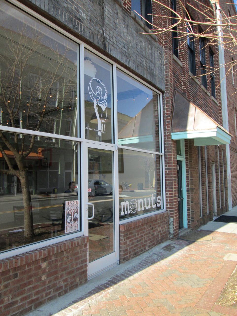 The Stir Crazy Moms' Guide to Durham: Monuts Donuts