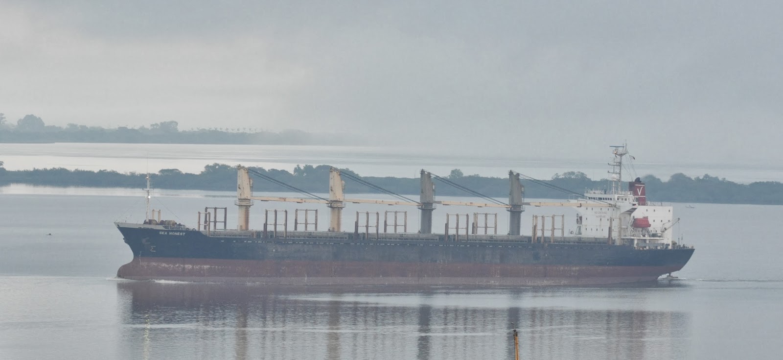 VCV ESTEIO: EXCLUSIVO – Navio mercante “Sea Honest” liga Porto Alegre ...