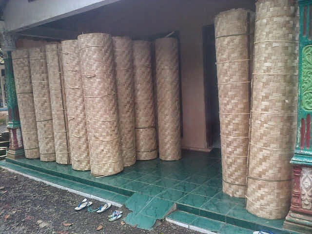 jawanis: ANYAMAN BAMBU BATIK / WOVEN BATIK BAMBOO