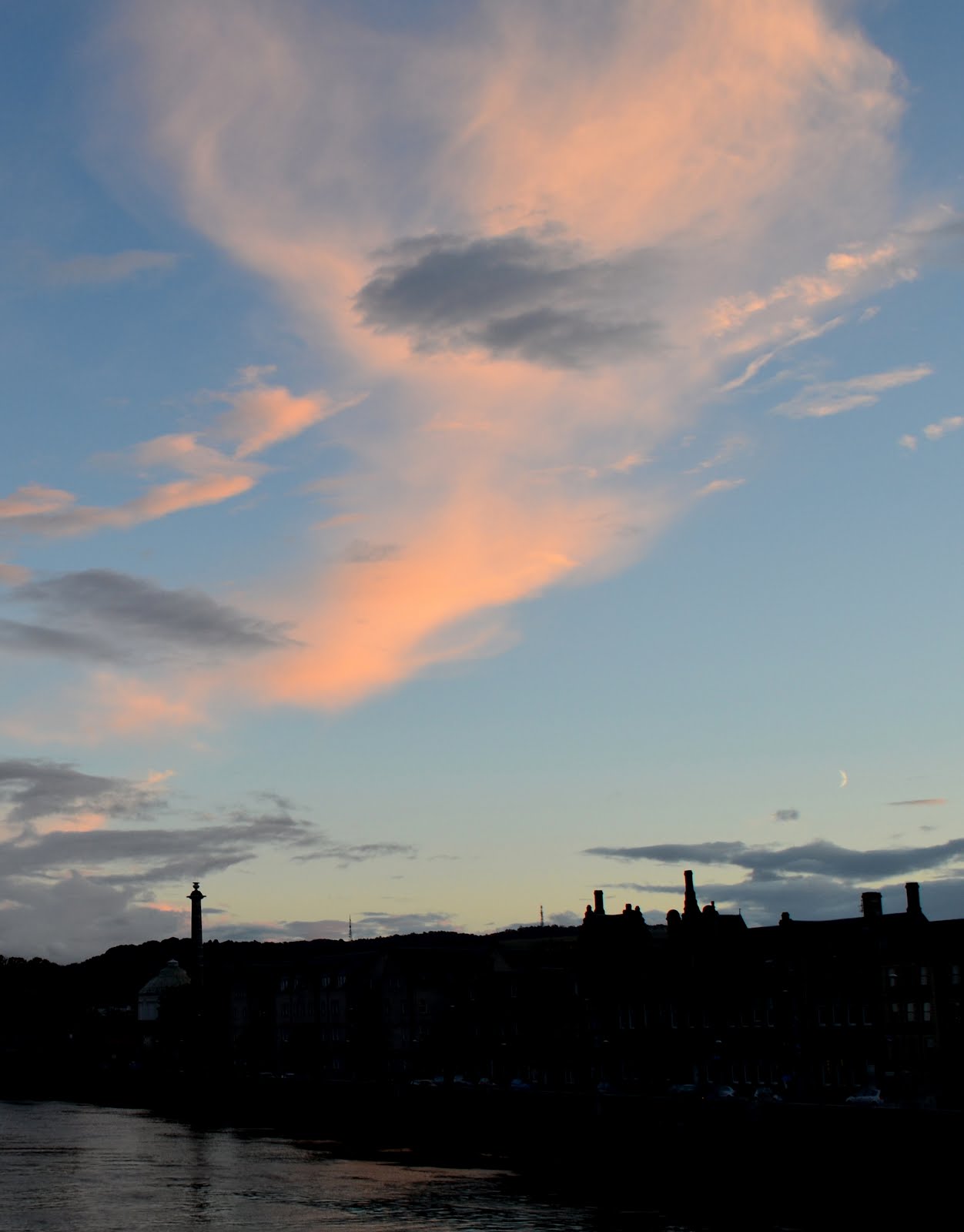 Tour Scotland: Tour Scotland Photographs Sunset River Tay Perth ...