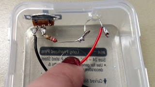 Can I add glitter?: Simple Circuit - 9v LED flashlight