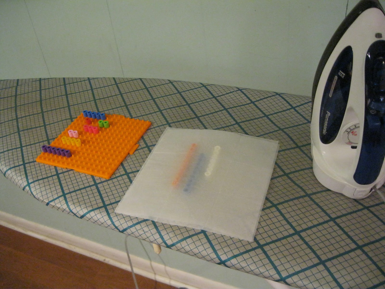 Montessori Messy: A Novel, Cheap Way to Imitate Montessori Math Beads